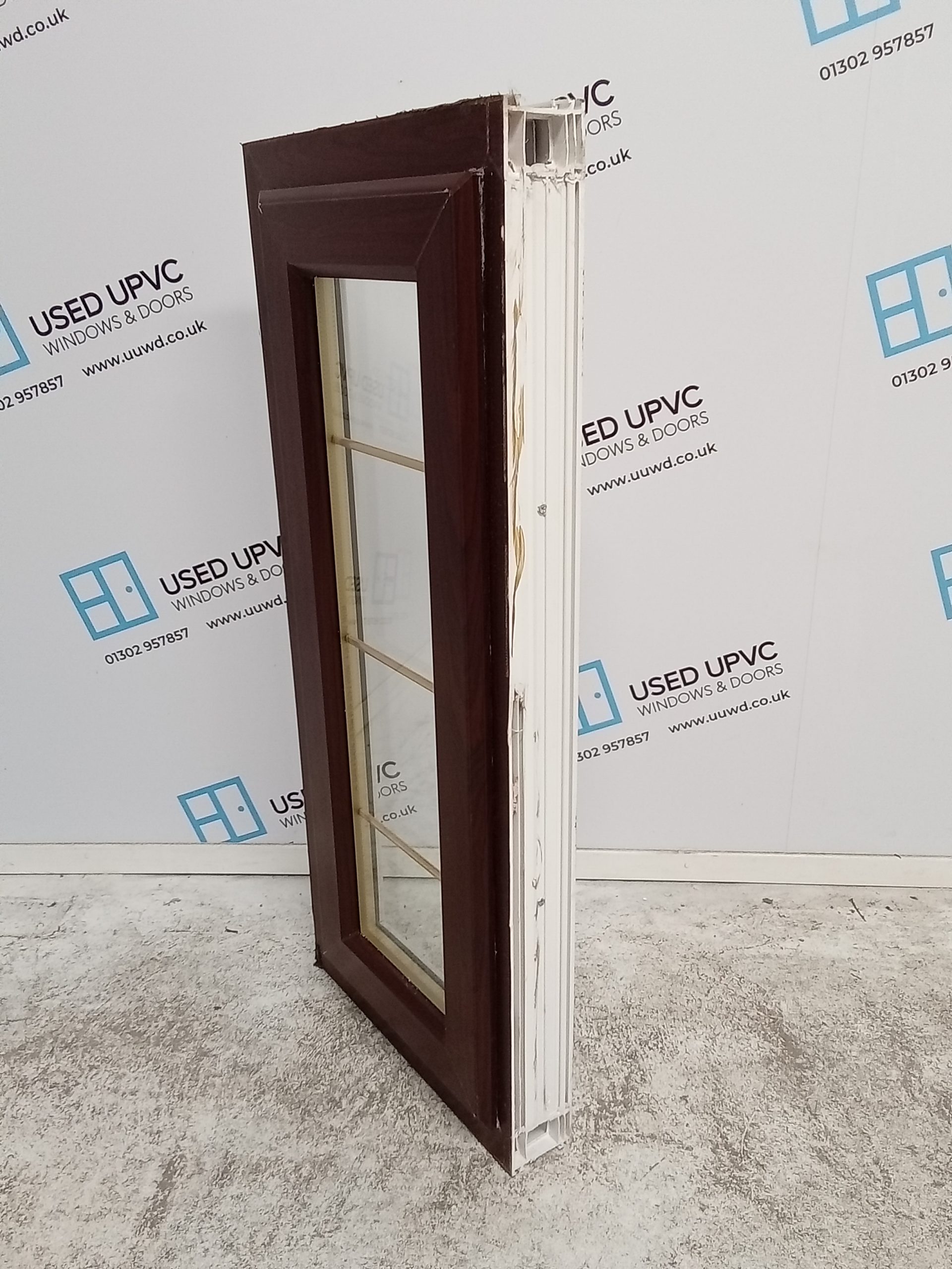 Used Rosewood Upvc Window 900mm x 390mm W0175 | Used UPVC Windows & Doors