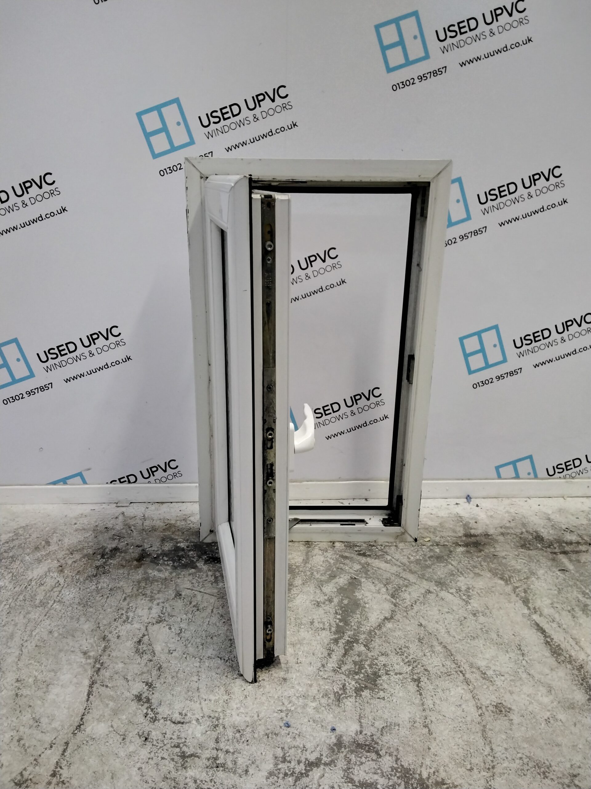 Used White Upvc Window 450mm x 740mm W0123 | Used UPVC Windows & Doors