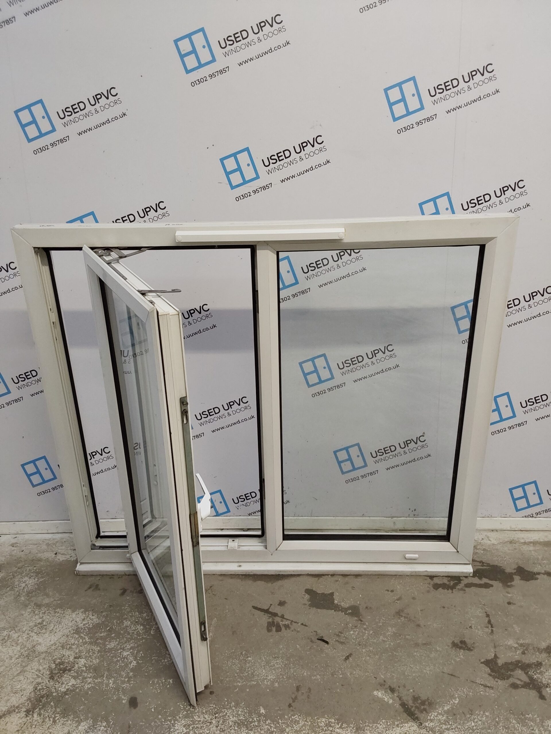 Used White Upvc Window 1200mm x 1060mm LW0123 | Used UPVC Windows & Doors