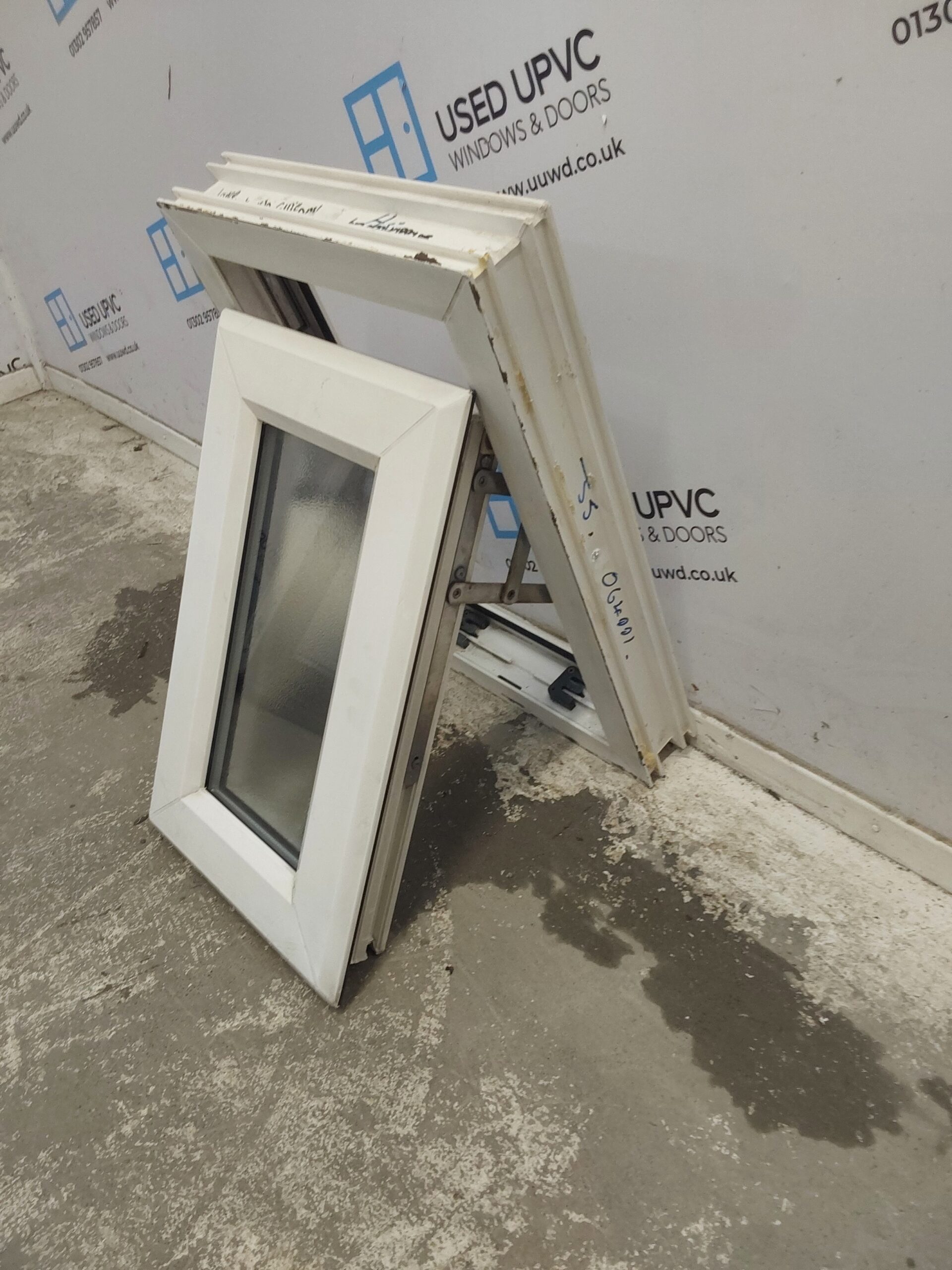 Used White Upvc Window 350mm x 530mm W0212 | Used UPVC Windows & Doors
