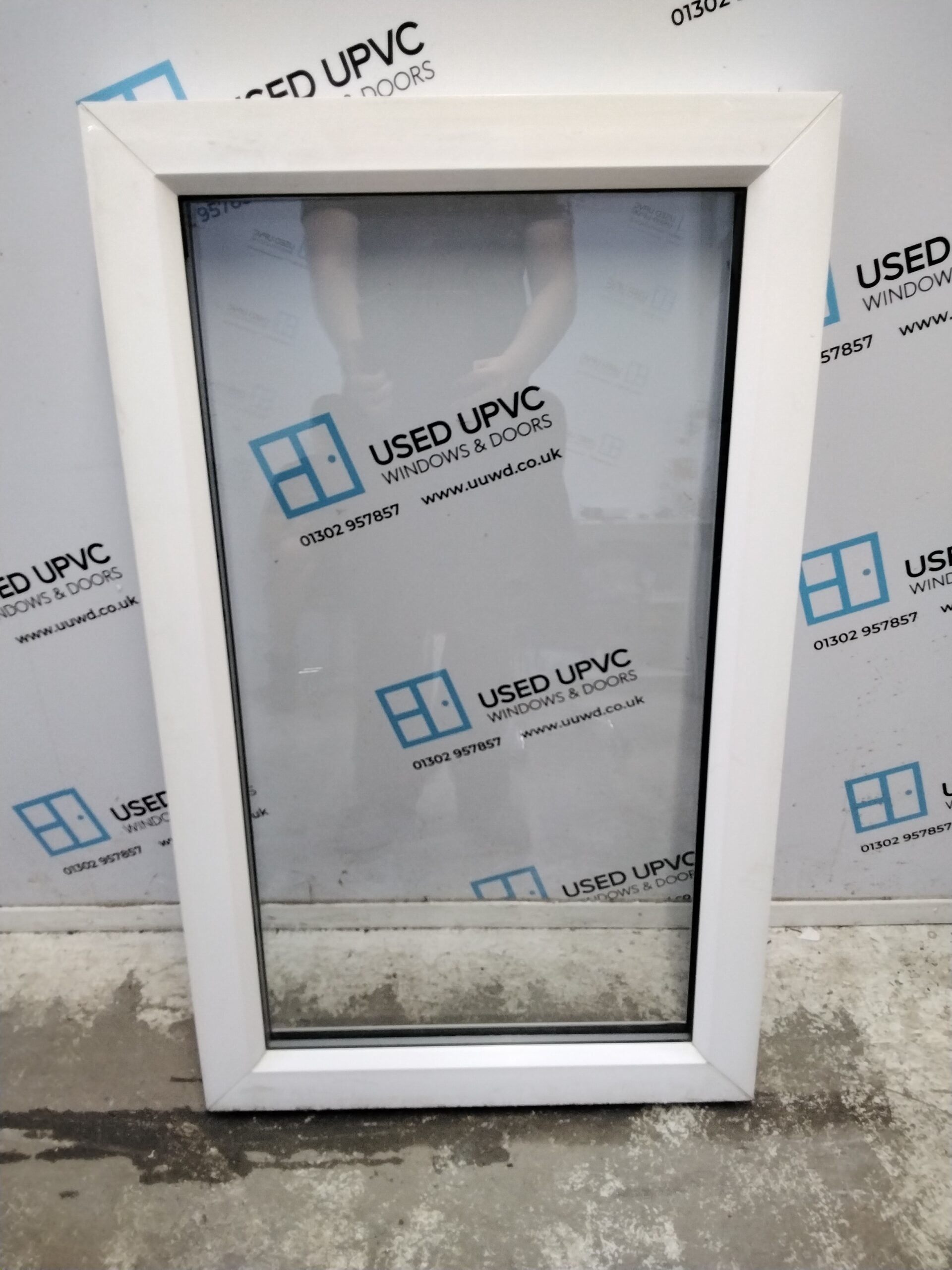 Used white upvc window 620mm x 1020mm W0043 | Used UPVC Windows & Doors