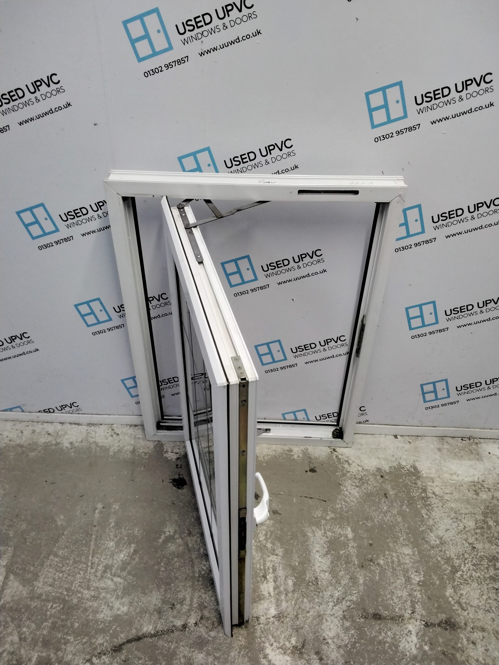 Used white upvc window 750mm x 990mm USW115 | Used UPVC Windows & Doors