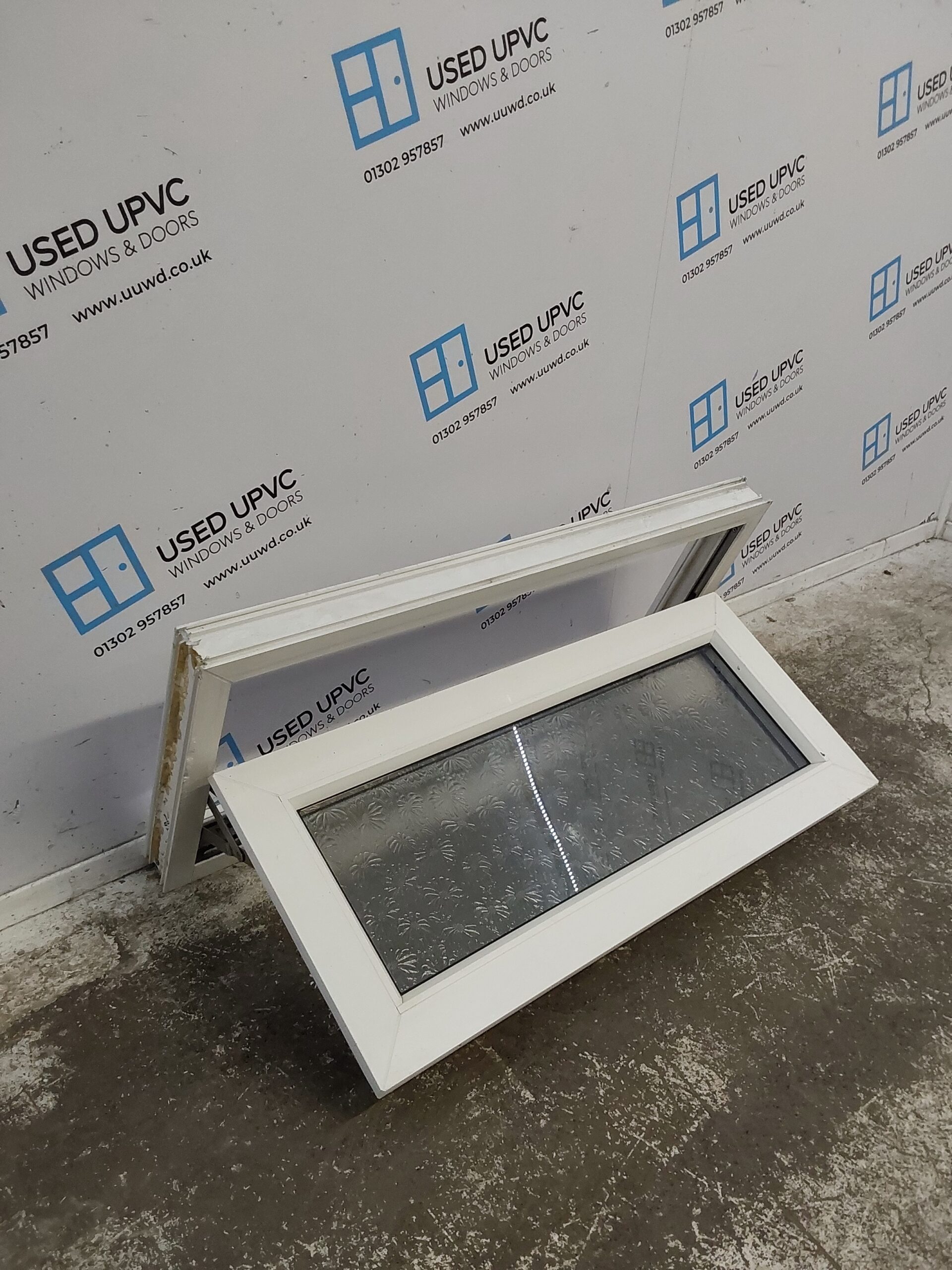 Used White Upvc Window 900mm x 420mm W0245 | Used UPVC Windows & Doors