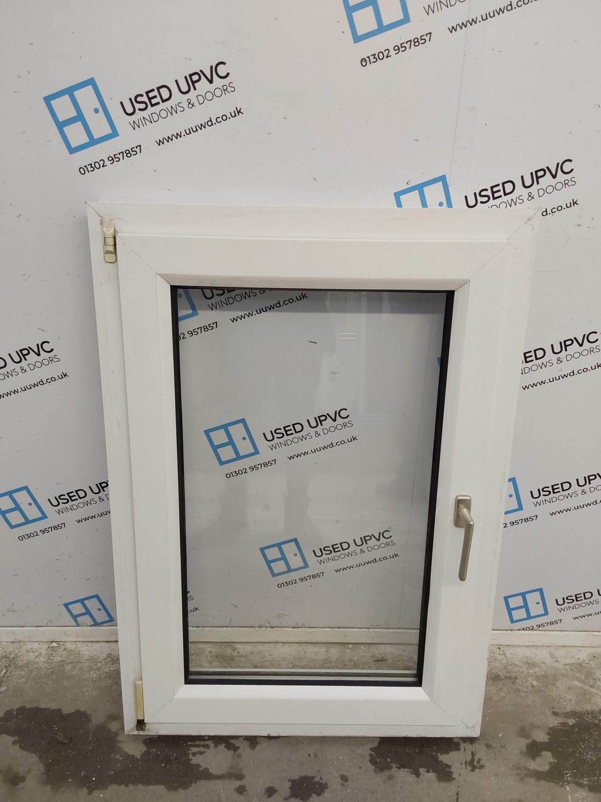 Used White Upvc Tilt And Turn Window 750mm x 1075mm C3094 | Used UPVC ...