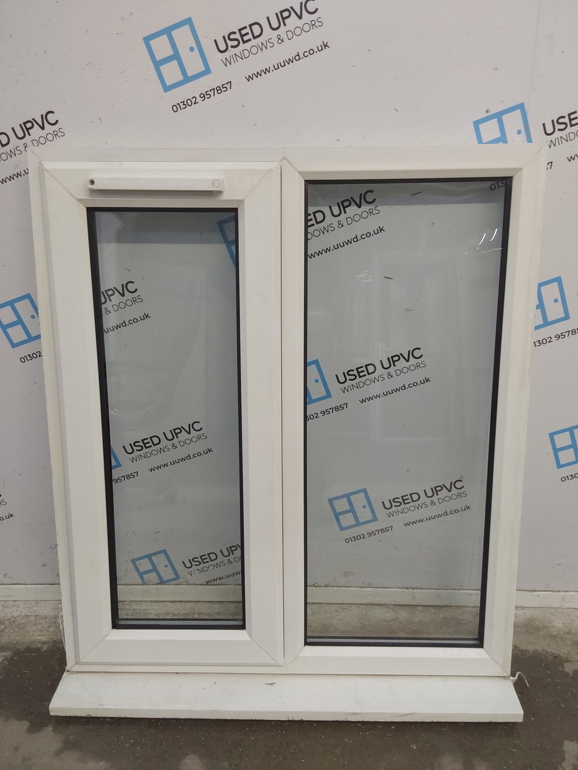 Used White Upvc Window 900mm x 1055mm LW0111 | Used UPVC Windows & Doors