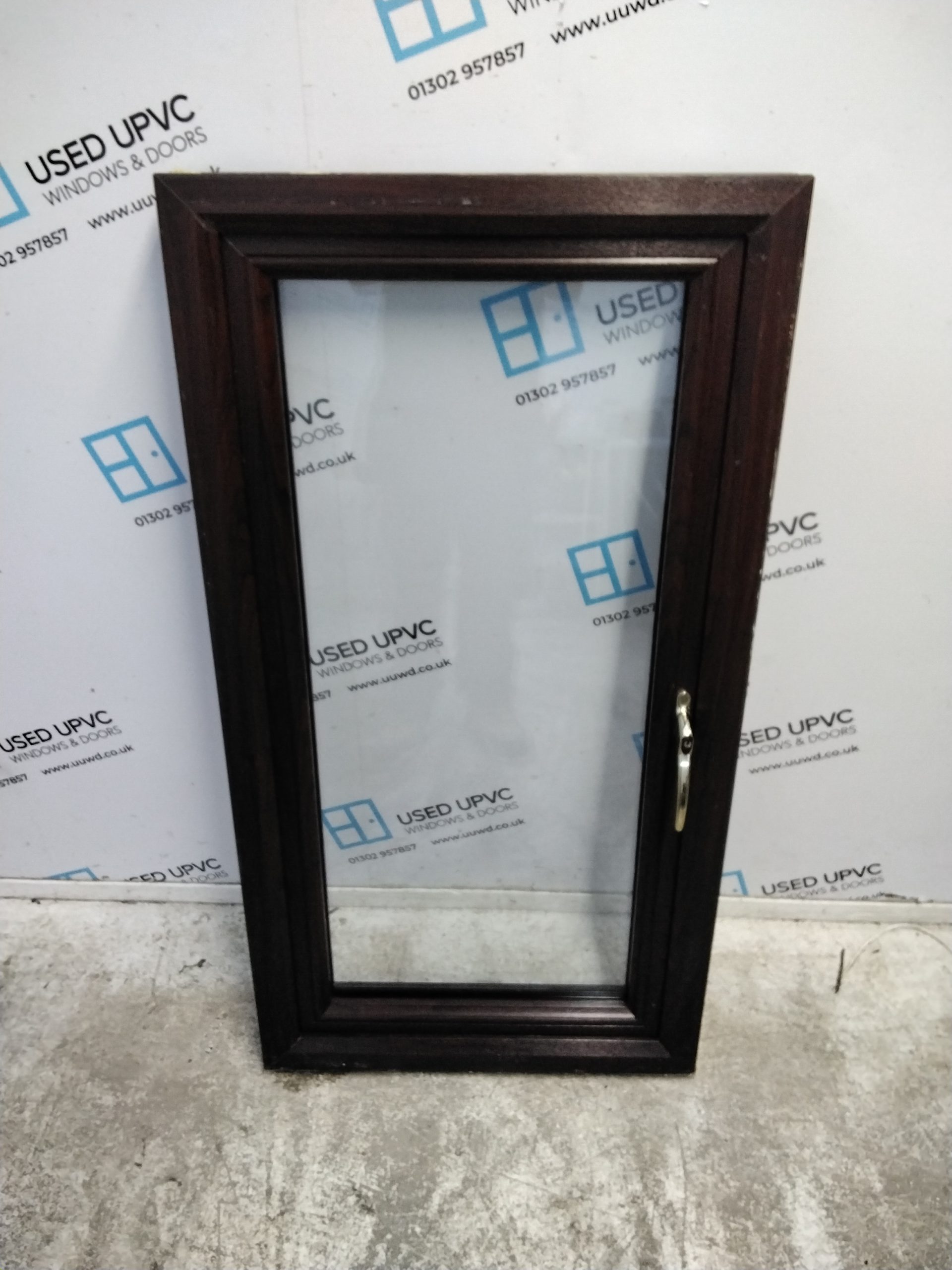 Used Rosewood Upvc Window 615mm x 1115mm C2065 | Used UPVC Windows & Doors