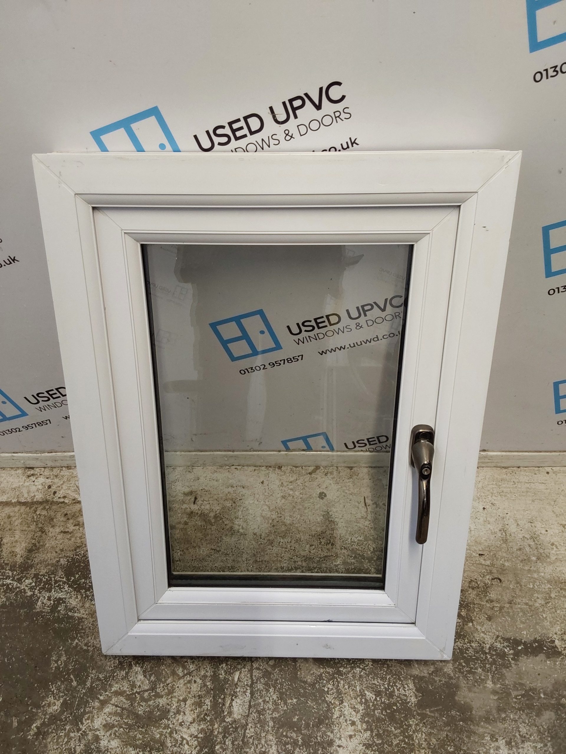 Used White Upvc Window 550mm x 750mm W0390 | Used UPVC Windows & Doors