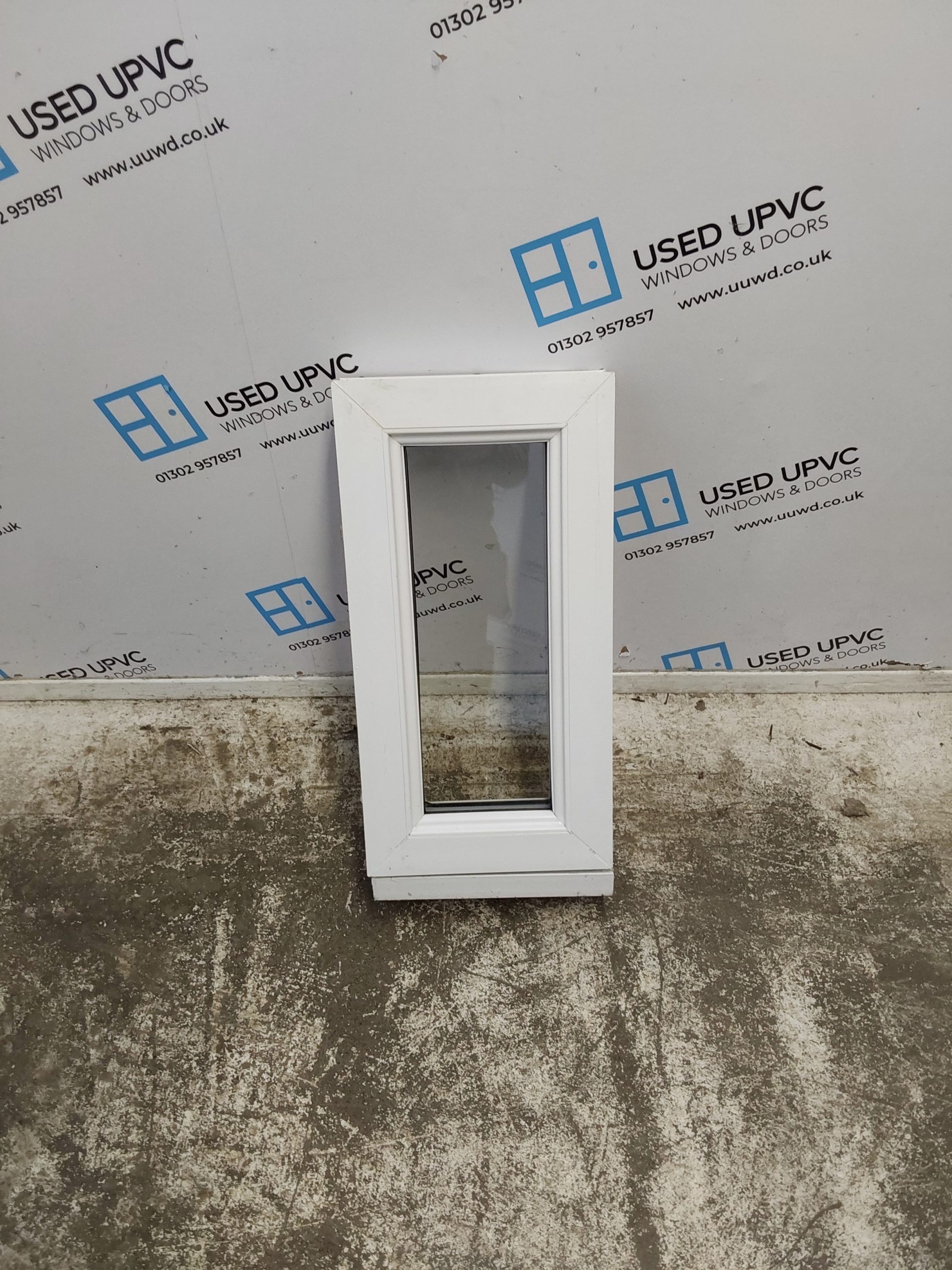 Used White Upvc Window 300mm x 610mm W0384 | Used UPVC Windows & Doors