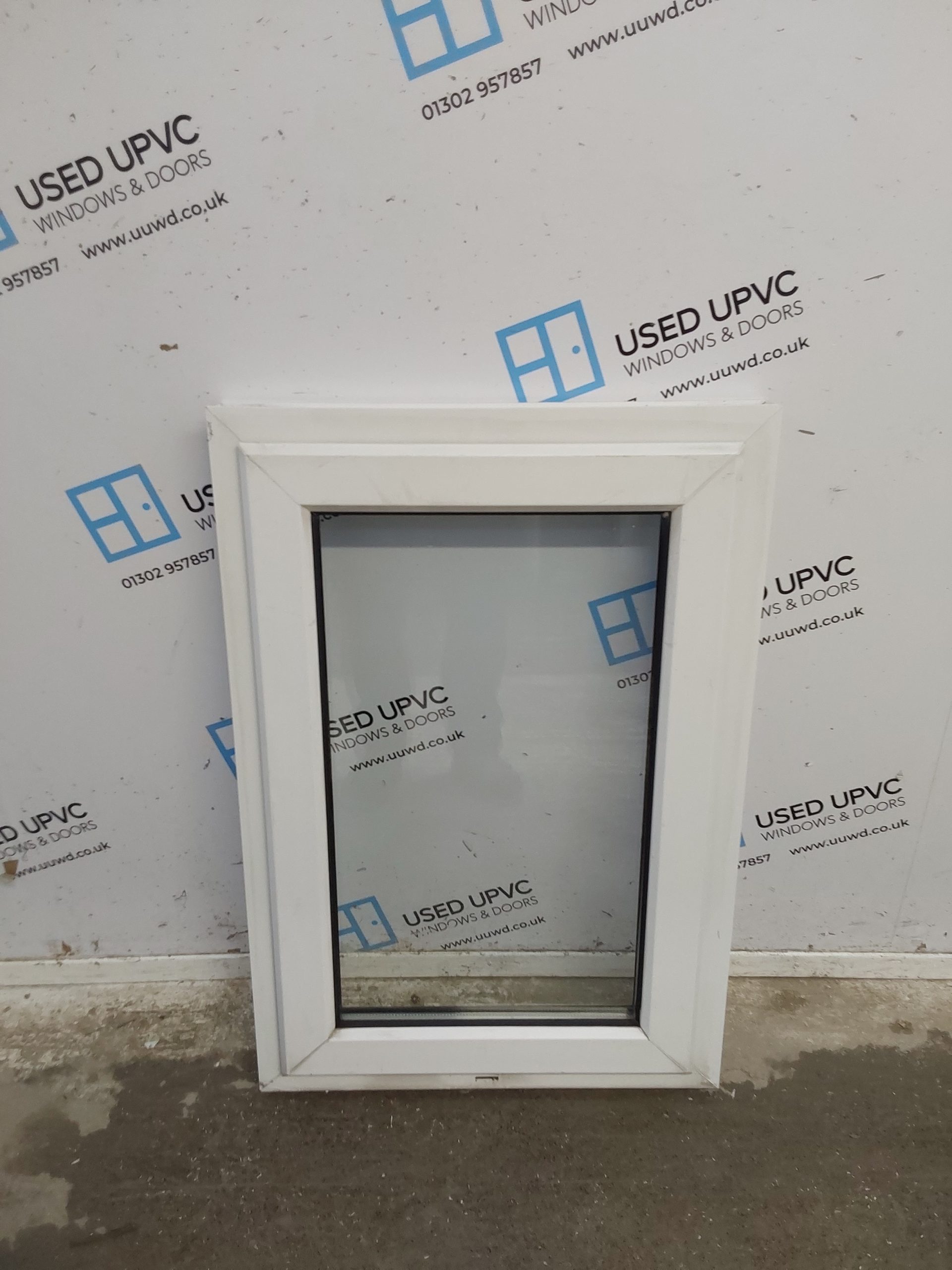 Used White Upvc Window 580mm x 850mm W0441 | Used UPVC Windows & Doors